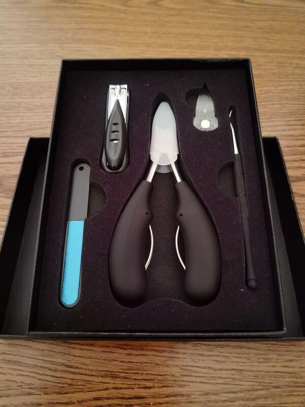 Lekársky overené kliešte na hrubé alebo zarastené nechty na nohách ...